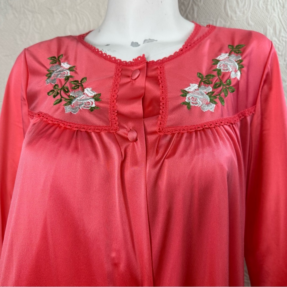 Vtg Lorraine Nylon Embroidered Nightgown & Robe Set - Gem